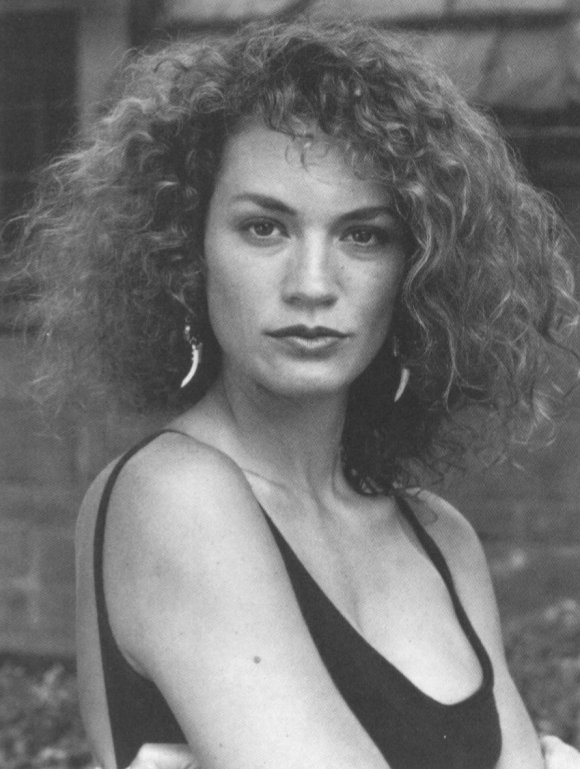 Ely Pouget | Filmek, képek, díjak | Személyiség adatlap | Mafab.hu