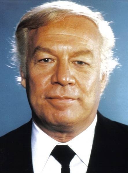 George Kennedy | Filmek, képek, díjak | Személyiség adatlap | Mafab.hu