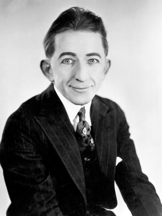 Larry Semon | Filmek, képek, díjak | Személyiség adatlap | Mafab.hu