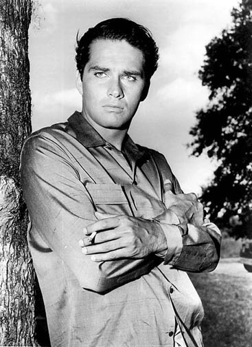 Brett Halsey | Filmek, képek, díjak | Személyiség adatlap | Mafab.hu