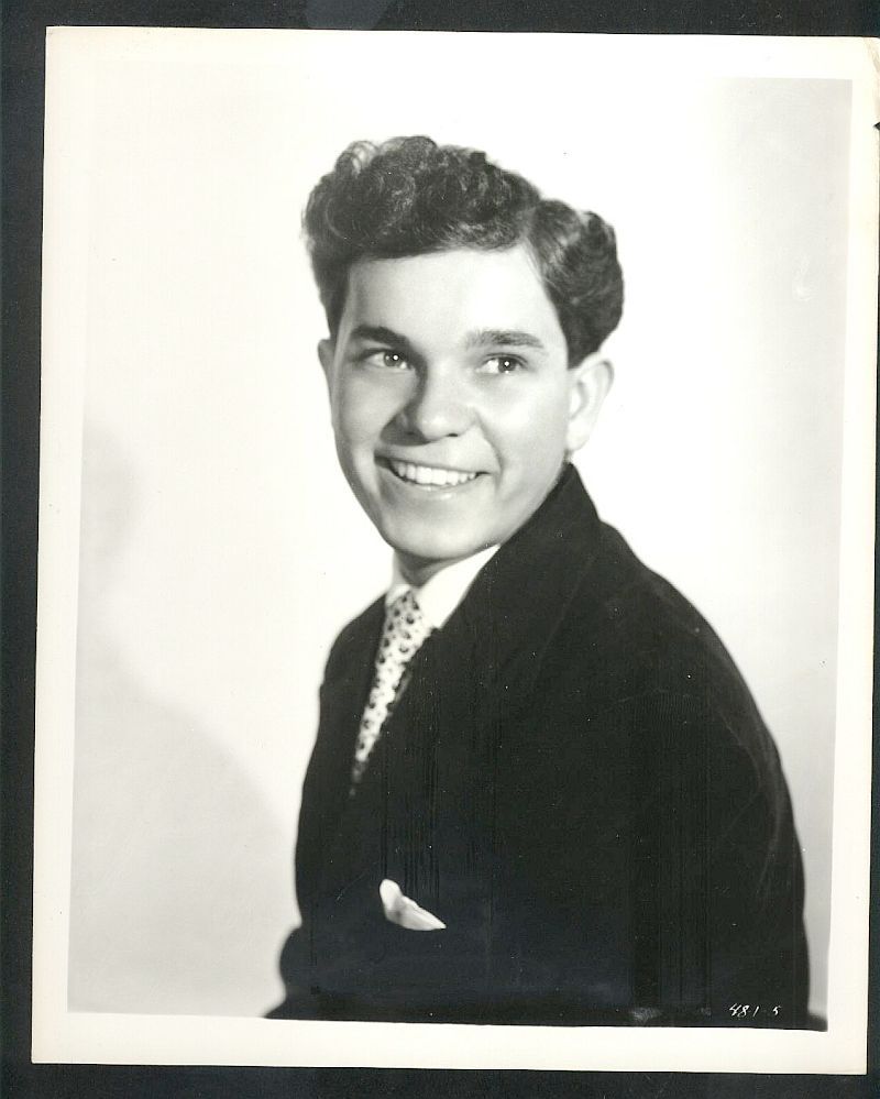 Tommy Cook | Filmek, képek, díjak | Személyiség adatlap | Mafab.hu