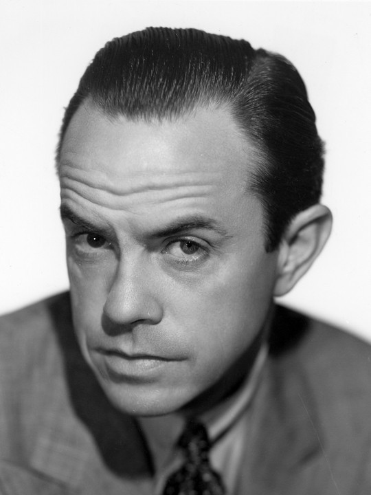 Paul Guilfoyle | Filmek, képek, díjak | Személyiség adatlap | Mafab.hu