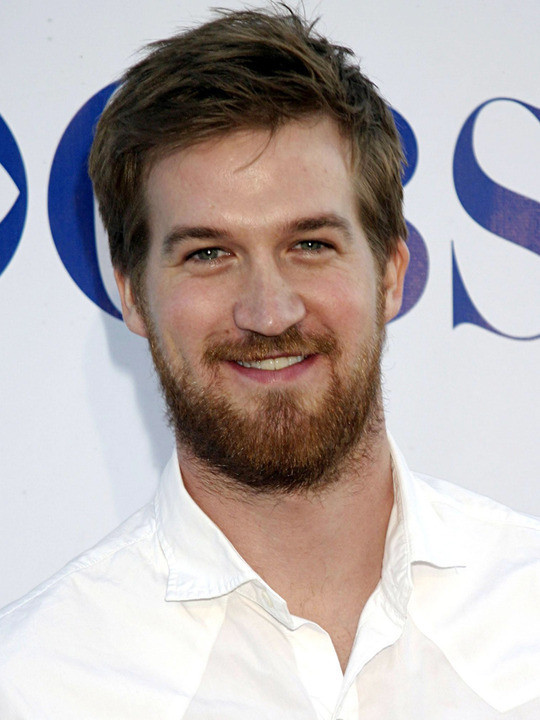 Kenneth Mitchell | Filmek, képek, díjak | Személyiség adatlap | Mafab.hu