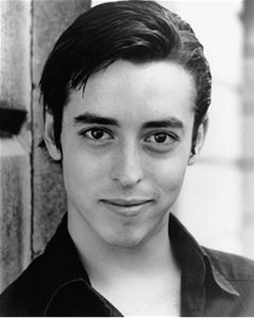 Marc Pickering | Filmek, képek, díjak | Személyiség adatlap | Mafab.hu