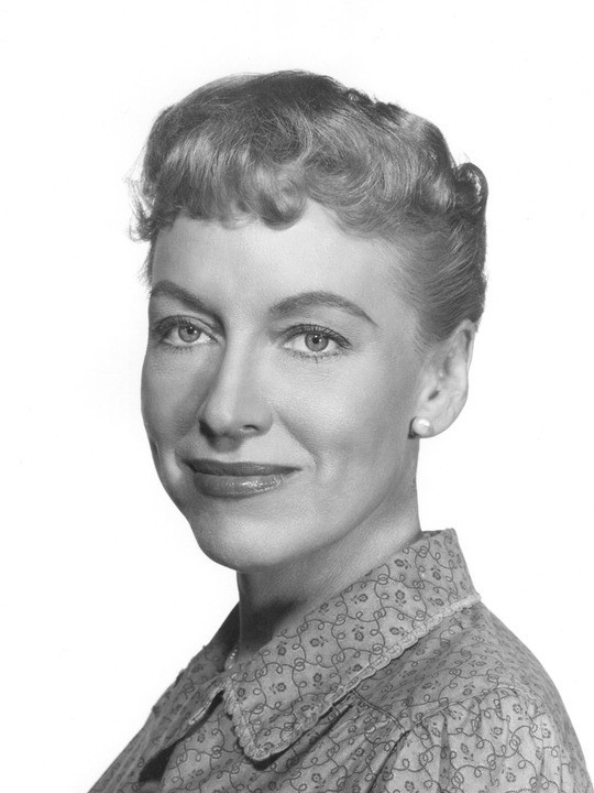 Virginia Gregg | Filmek, képek, díjak | Személyiség adatlap | Mafab.hu