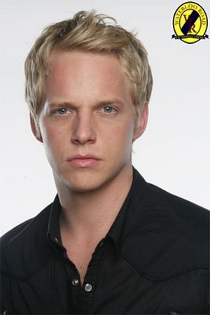 Chris Geere | Filmek, képek, díjak | Személyiség adatlap | Mafab.hu