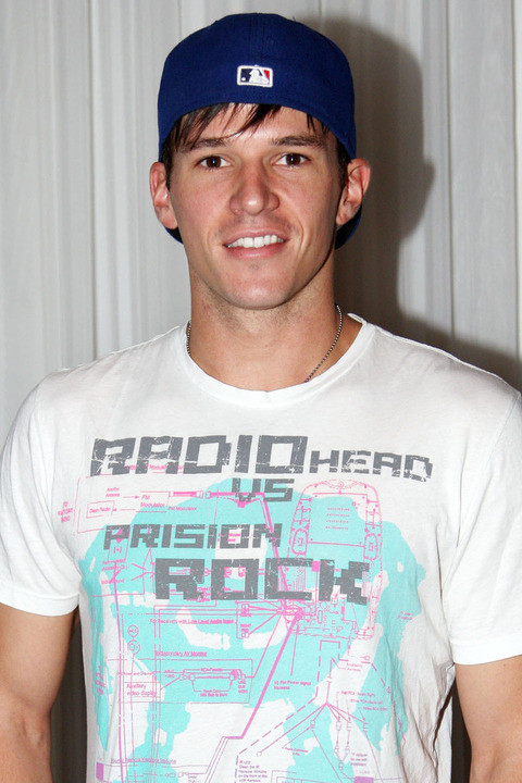 Luke Grimes | Filmek, képek, díjak | Személyiség adatlap | Mafab.hu