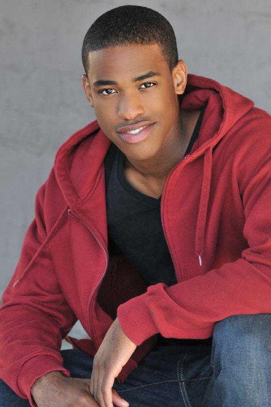 Titus Makin Jr. | Filmek, képek, díjak | Személyiség adatlap | Mafab.hu