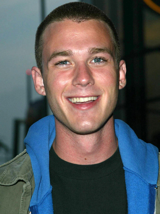 Eric Lively | Filmek, képek, díjak | Személyiség adatlap | Mafab.hu