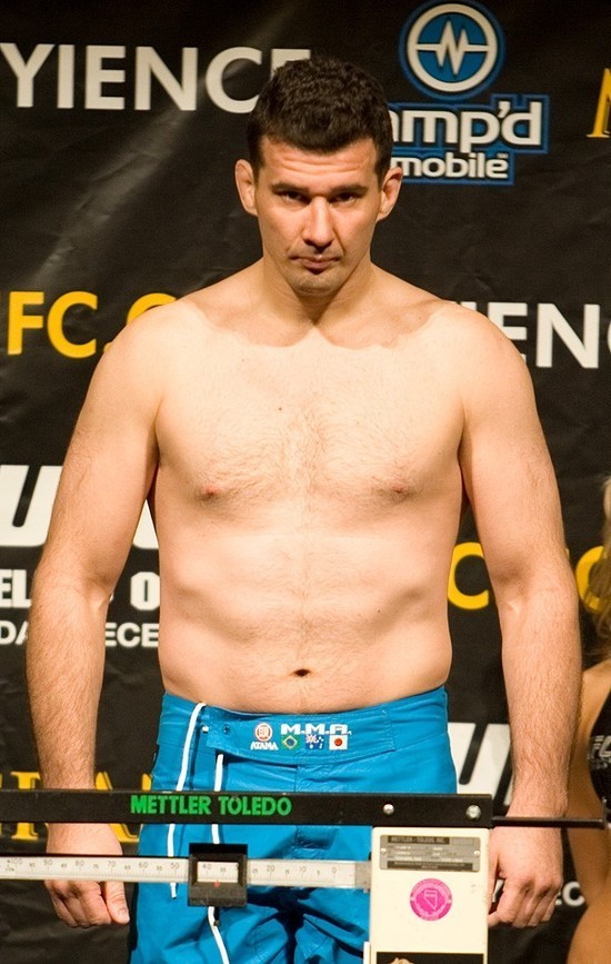 Anthony Perosh | Filmek, képek, díjak | Személyiség adatlap | Mafab.hu