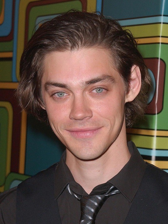 Tom Payne | Filmek, képek, díjak | Személyiség adatlap | Mafab.hu