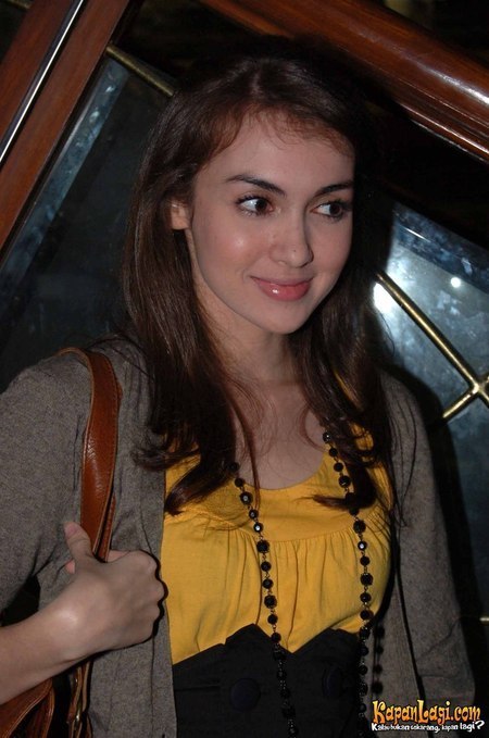 Rianti Cartwright | Filmek, képek, díjak | Személyiség adatlap | Mafab.hu