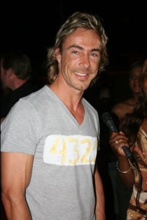 Chris Zegers | Filmek, képek, díjak | Személyiség adatlap | Mafab.hu