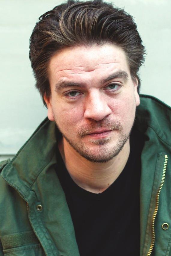 Charles Halford | Filmek, képek, díjak | Személyiség adatlap | Mafab.hu