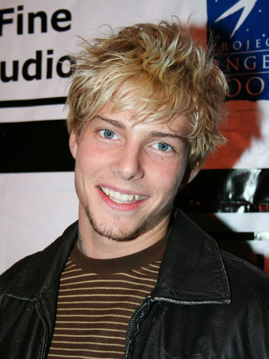 Hunter Parrish | Filmek, képek, díjak | Személyiség adatlap | Mafab.hu