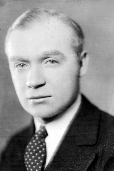 Hugh O'Connell | Filmek, képek, díjak | Személyiség adatlap | Mafab.hu Hugh O'Connell | Filmek, képek, díjak | Személyiség adatlap | Mafab.hu