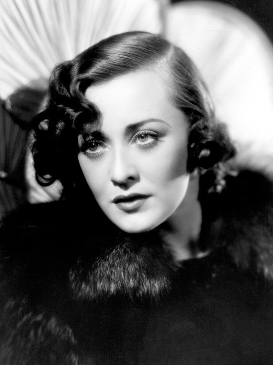 Sally O'Neil | Filmek, képek, díjak | Személyiség adatlap | Mafab.hu