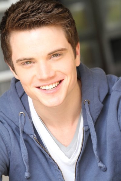 Cameron Deane Stewart | Filmek, képek, díjak | Személyiség adatlap ...