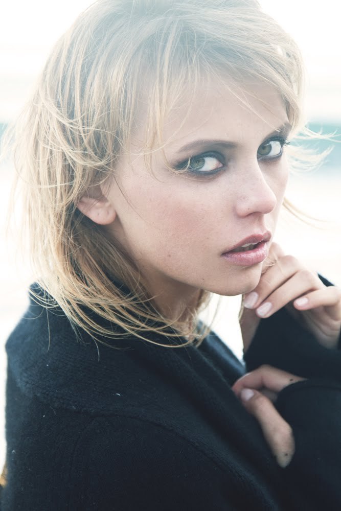 Riley Voelkel | Filmek, képek, díjak | Személyiség adatlap | Mafab.hu