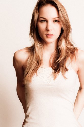 Tina Ivlev | Filmek, képek, díjak | Személyiség adatlap | Mafab.hu