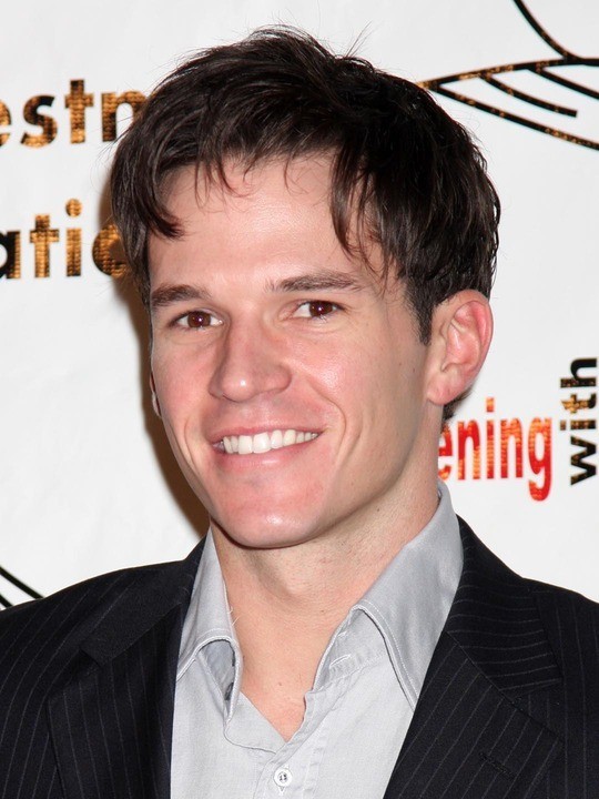 Mark Hapka | Filmek, képek, díjak | Személyiség adatlap | Mafab.hu