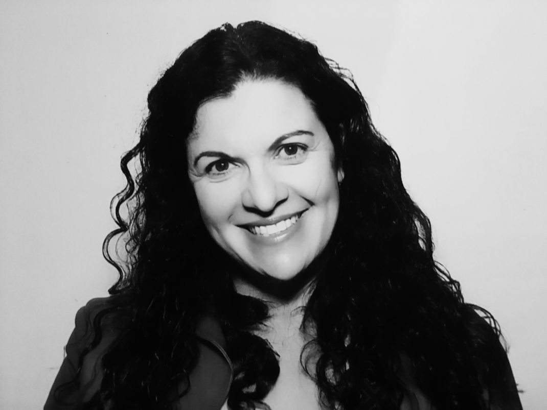 Stacy Title | Filmek, képek, díjak | Személyiség adatlap | Mafab.hu