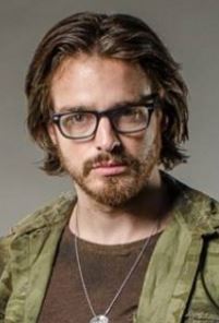 Jake Stormoen | Filmek, képek, díjak | Személyiség adatlap | Mafab.hu