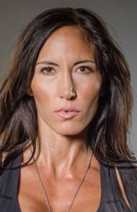 Angie Papanikolas | Filmek, képek, díjak | Személyiség adatlap | Mafab.hu