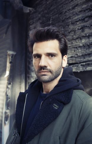 Kaan Urgancıoğlu | Filmek, képek, díjak | Személyiség adatlap | Mafab.hu