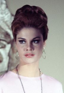 Wende Wagner | Filmek, képek, díjak | Személyiség adatlap | Mafab.hu