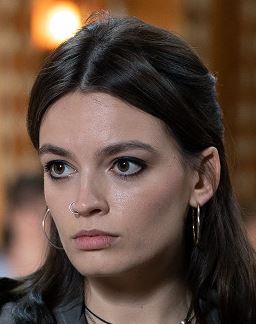 Emma Mackey | Filmek, képek, díjak | Személyiség adatlap | Mafab.hu