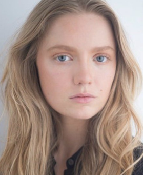 Hadley Robinson | Filmek, képek, díjak | Személyiség adatlap | Mafab.hu