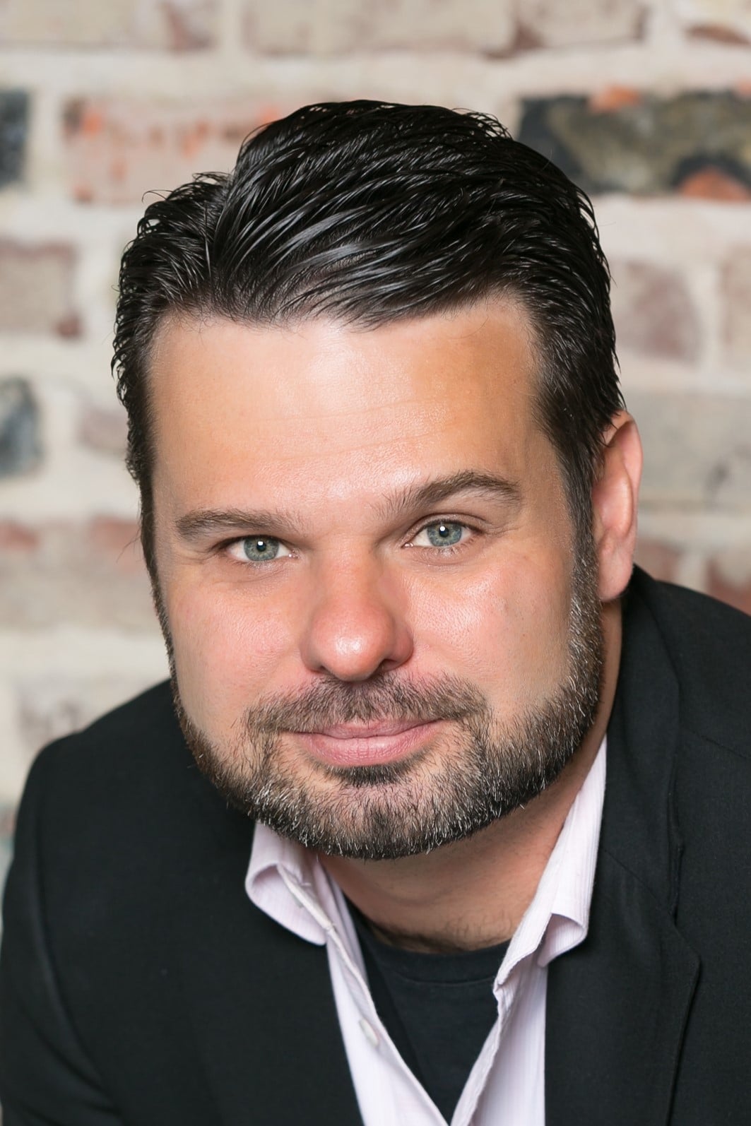 Elik Alvarez | Filmek, képek, díjak | Személyiség adatlap | Mafab.hu