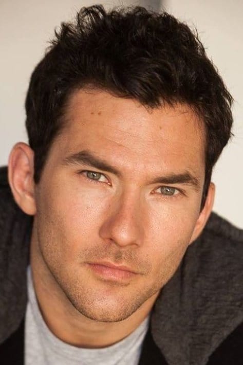 Luke McKenzie | Filmek, képek, díjak | Személyiség adatlap | Mafab.hu