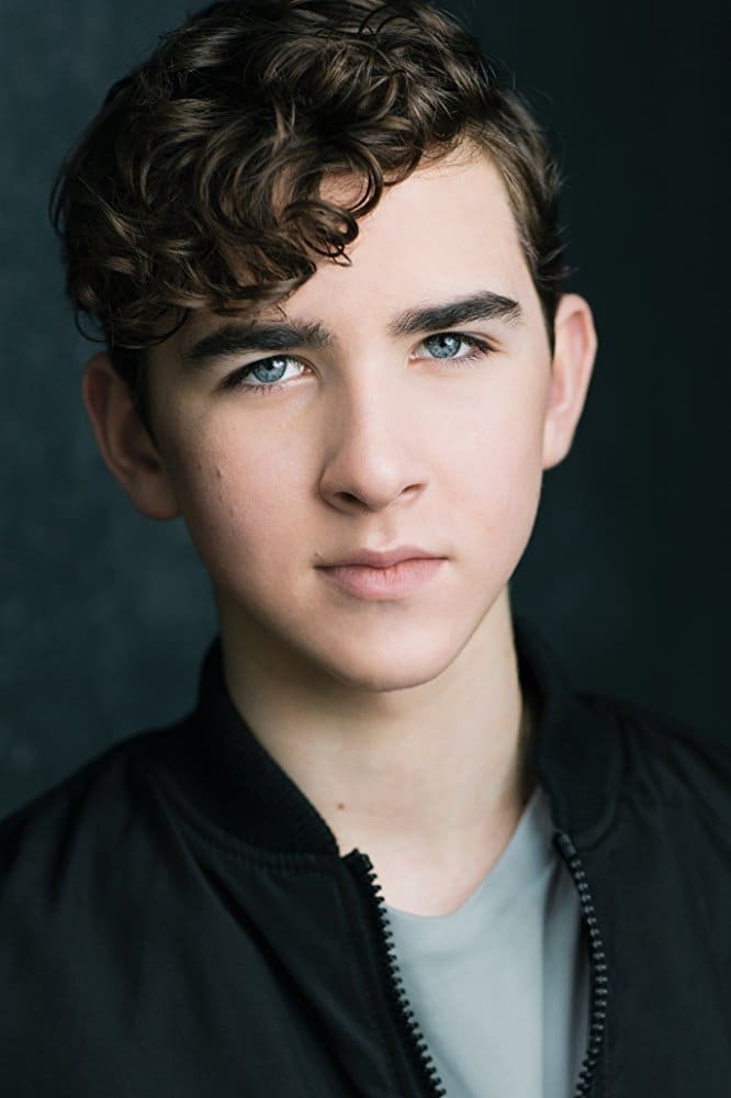 Aidan Fink | Filmek, képek, díjak | Személyiség adatlap | Mafab.hu