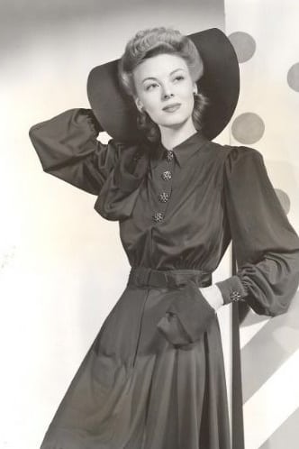 Brook Byron | Filmek, képek, díjak | Személyiség adatlap | Mafab.hu