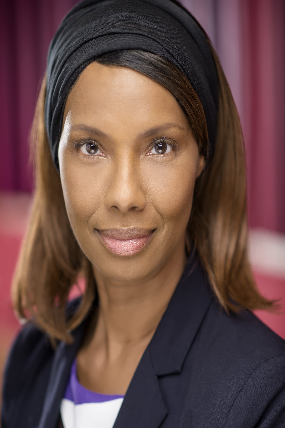 Julie Saunders | Filmek, képek, díjak | Személyiség adatlap | Mafab.hu