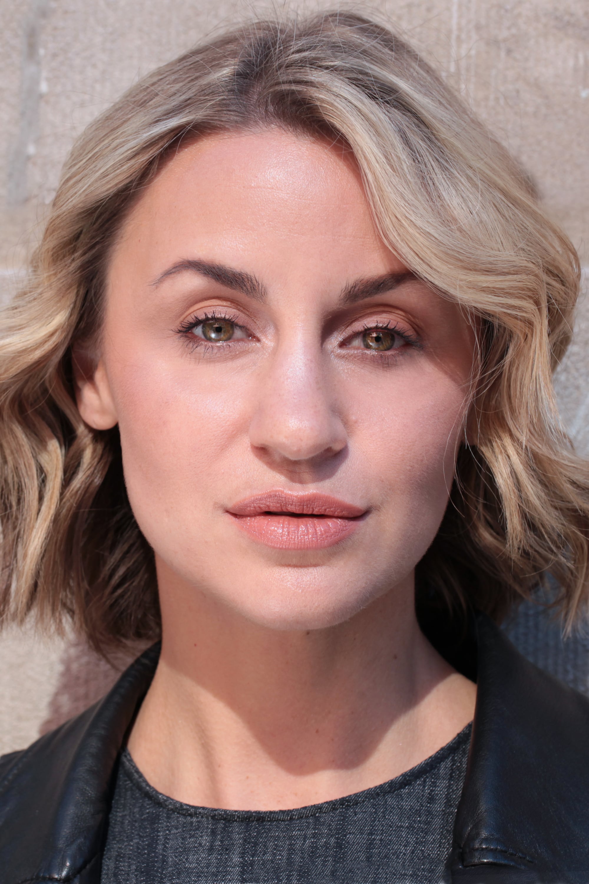 Alexandra Henrikson | Filmek, képek, díjak | Személyiség adatlap | Mafab.hu