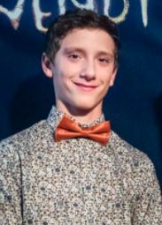 Gage Naquin | Filmek, képek, díjak | Személyiség adatlap | Mafab.hu