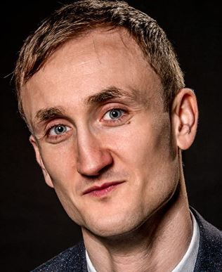 Tom Brooke | Filmek, képek, díjak | Személyiség adatlap | Mafab.hu